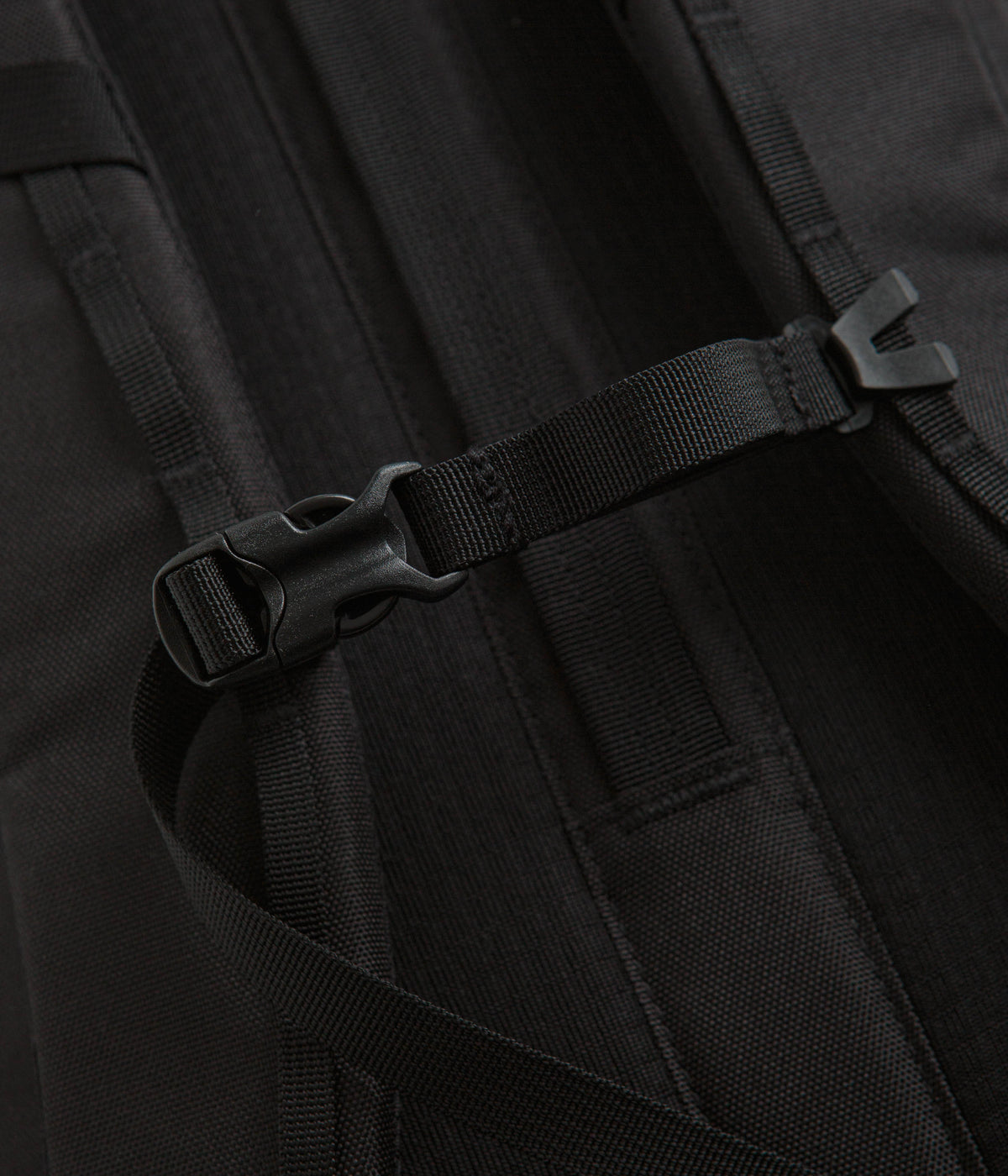 Patagonia Black Hole Backpack 25L - Black | Always in Colour